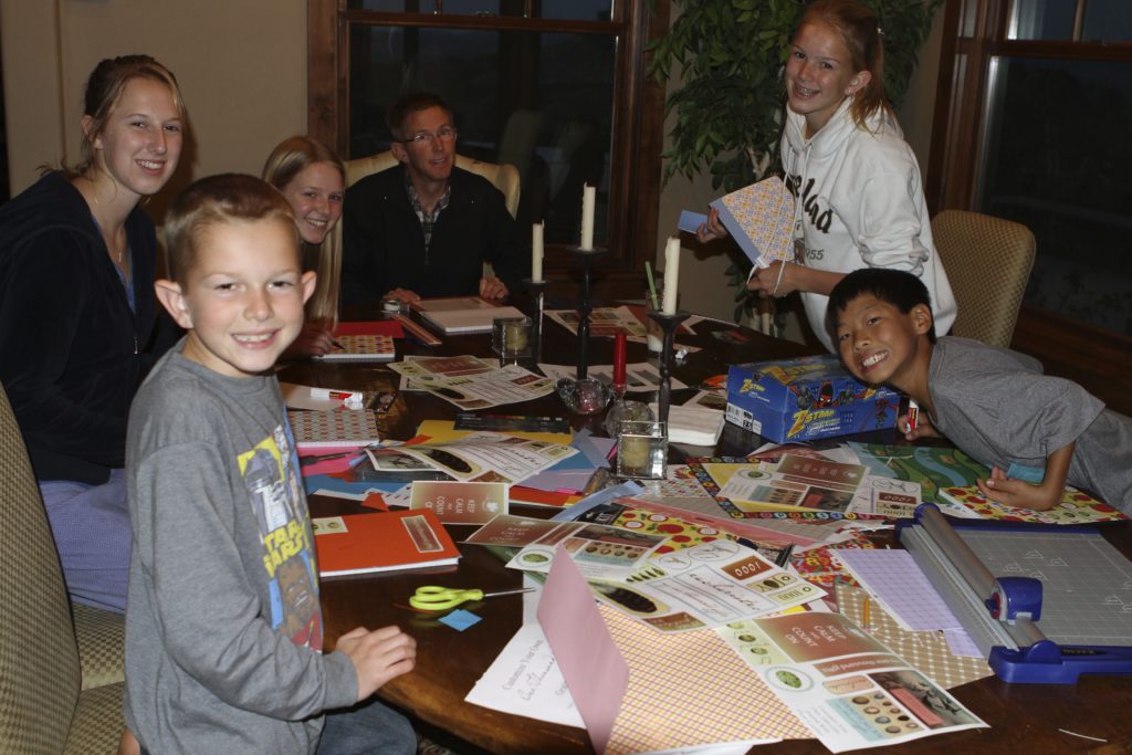 5 Fun 30-Minute Family Activities | Sunshine Parenting